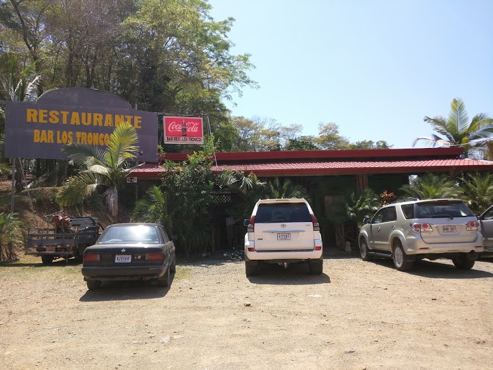 Restaurante Bar Los Troncos - Costa Rica Las Villas